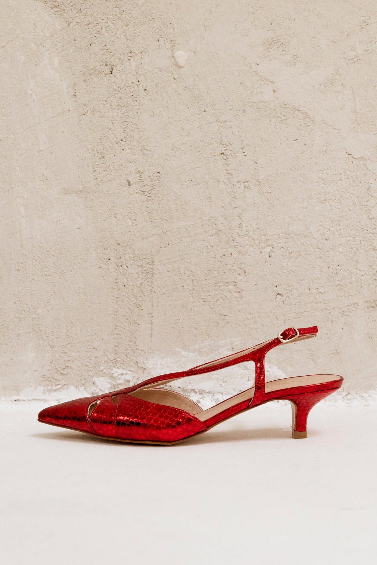 Marta Scale Red (OUTLET)