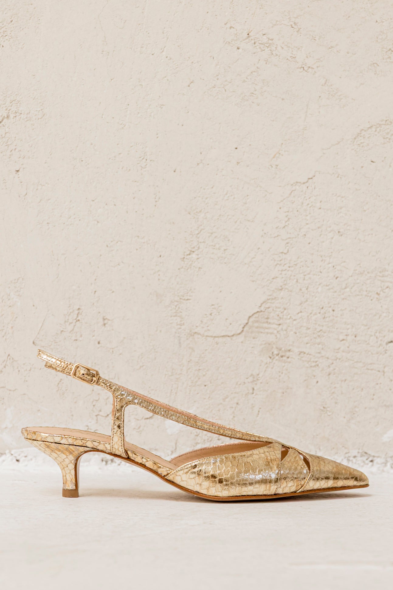 Marta Gold Low Heel | GANZITOS